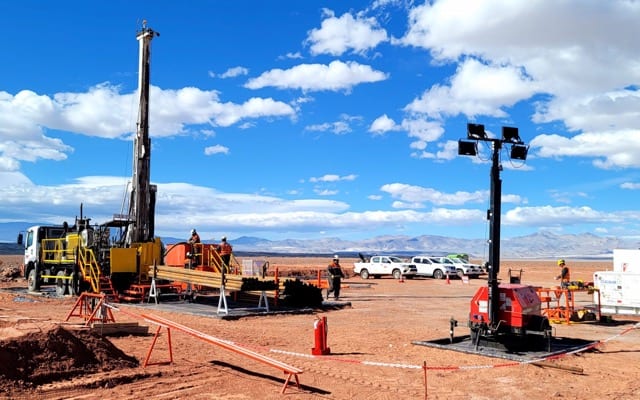 Lake Resources to develop Kachi lithium in two stages, first battery ...