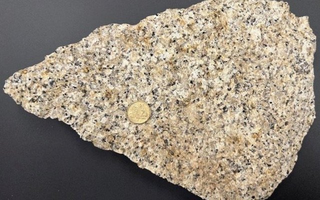 Venus Metals uncovers potential high-grade clay hosted rare earths at ...